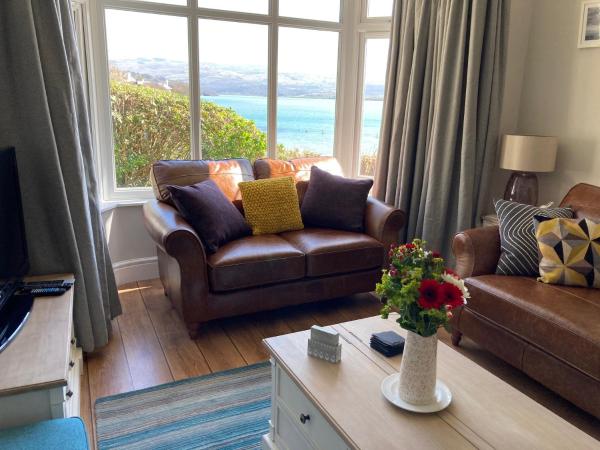 Tegfryn (Sleeps 8), 5*, Sea View, Borth Y Gest - Porthmadog