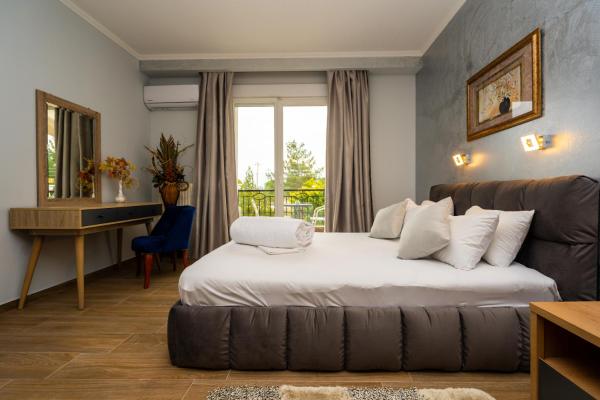 Hotel Epavlis - Greece