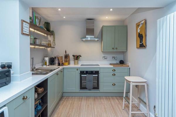Glanrhyd Townhouse In Central Dolgellau With Parking And Bike Storage - Dolgellau