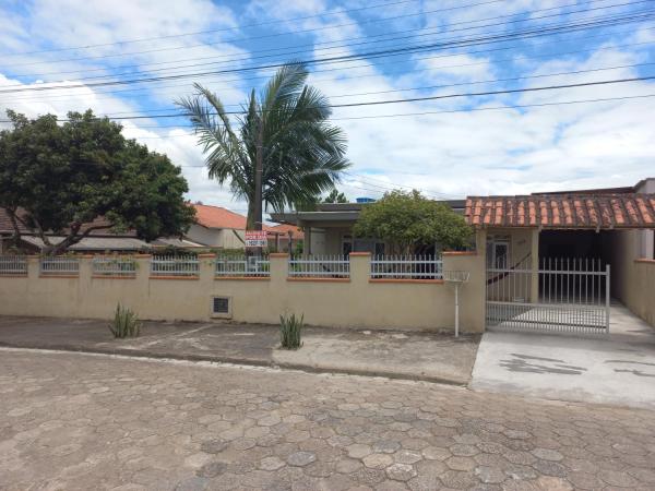 Casa No Centro De Penha - Navegantes