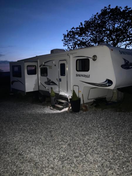 5th Wheel Trailer - Tavistock