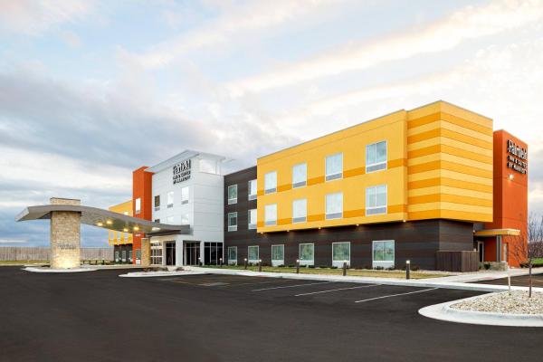 Fairfield Inn & Suites By Marriott Salina - Salina, KS