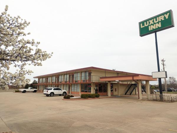 Luxury Inn - Oklahoma