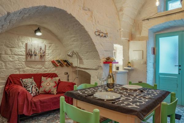 Casa Vacanze “House On The Left” - Cisternino