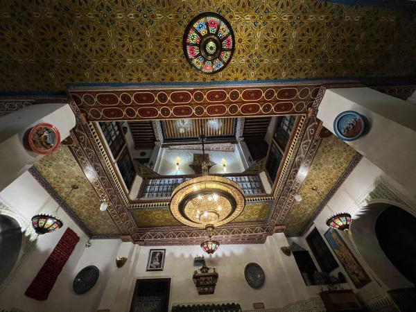 Riad Abqari Youssefi - Fès