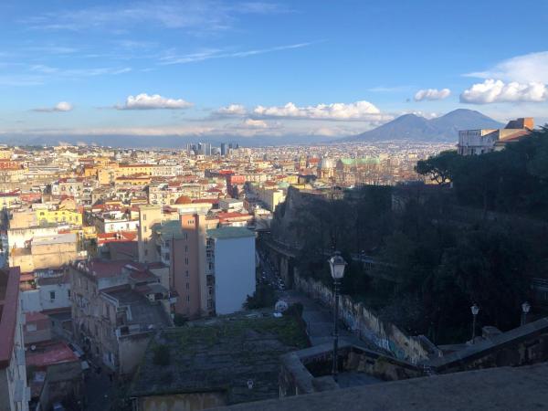 Casa Vacanze Funiculi' Al Corso - Naples