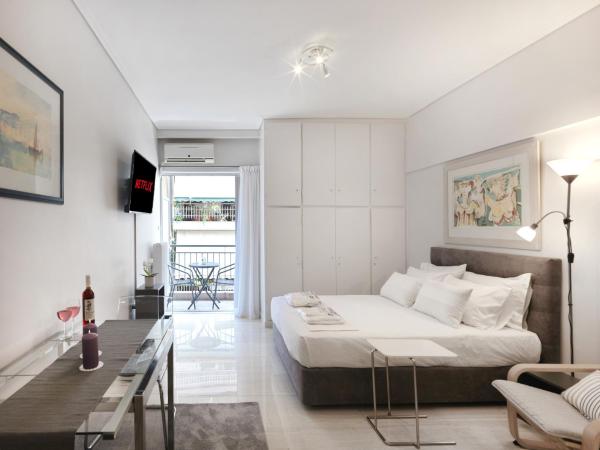 Modern Studio Opposite The Areios Pagos Court. - Athen