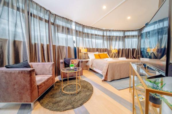 Lovely 3bd - Rooftop - Jacuzzi&sauna - Prague