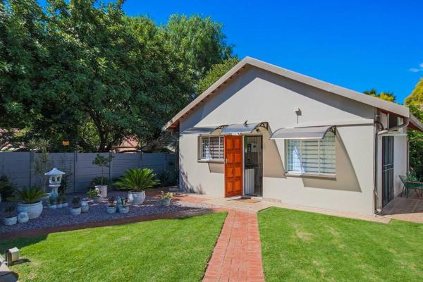 The Lemon Tree Oasis - Solar - Centurion