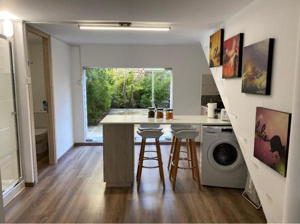 Modern City Center Appartment Saripolou - Като Полемидия