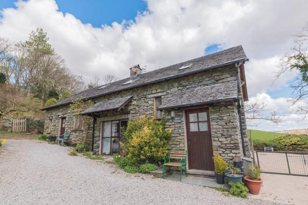 Byre & Millers, Coniston, Twin Cottages Sleeping 12 - Eskdale