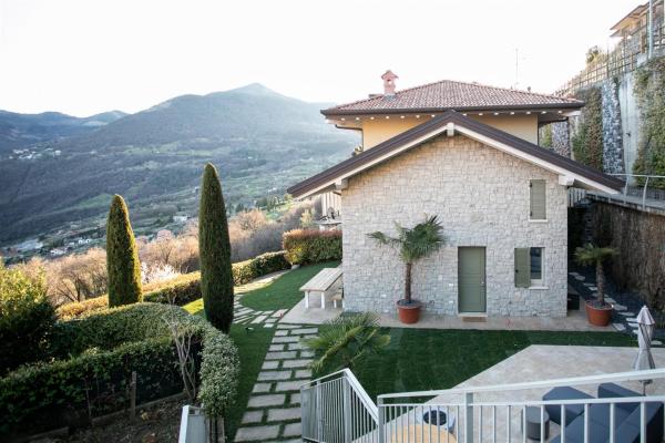 Iseolakerental - Casa Amata - Castro