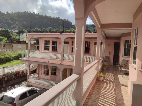 Iso’s Vacation Rental Apartment #10 - Dominica