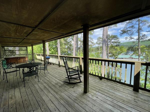 C8, Two Bedroom, Two Bath Log-sided, Lake View Luxury Cottage With Hot Tub - Arkansas