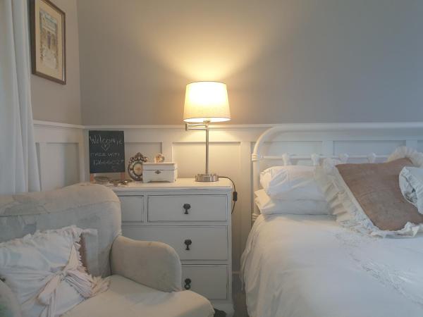 Cabins On Tudor Bed & Breakfast - Kaiteriteri