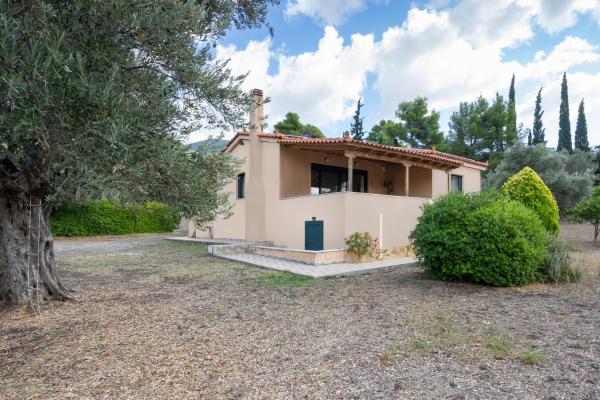 Green House - Εξοχική κατοικία με μεγάλο κήπο - Euböa