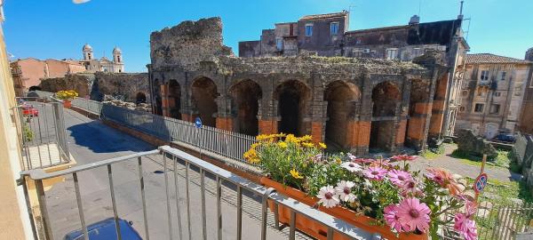 Odeonhouse - Catania - Parking Included - Catania