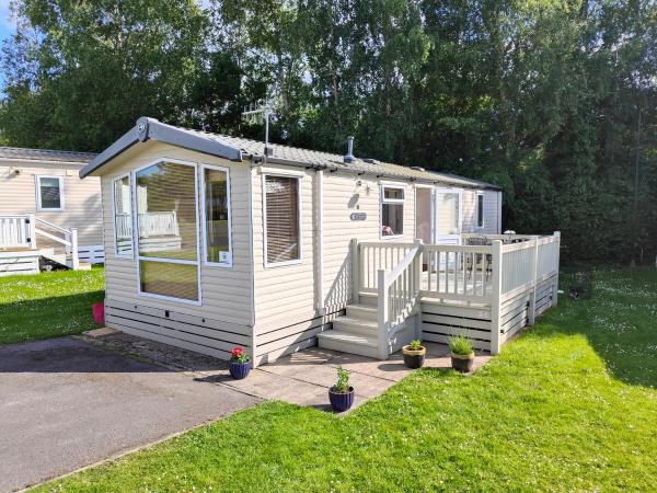 Holiday Home Sleeps Six - Bournemouth