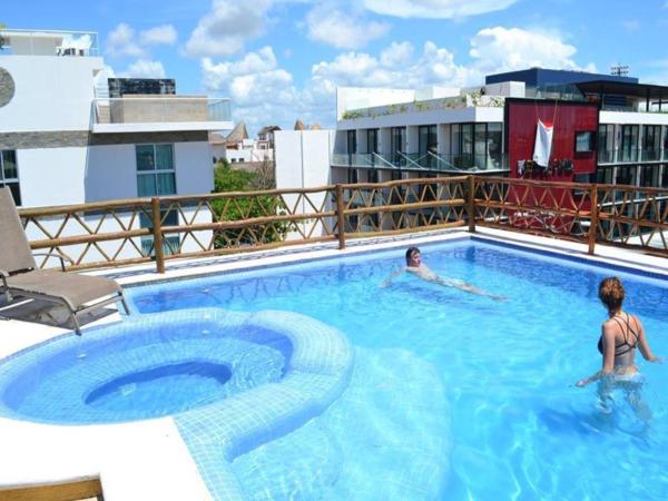 Beautiful Condo On 10th Av In The Center Of Playa - Playa del Carmen