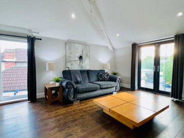 Smart-home In Original Victorian Building - ブリストル