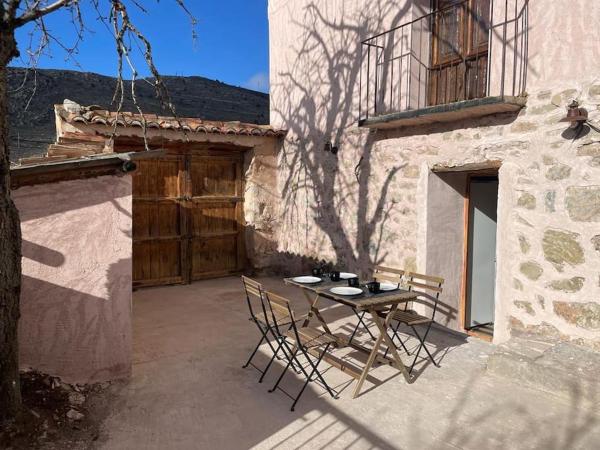 Acogedora Casa Con Patio-parking - Albarracín