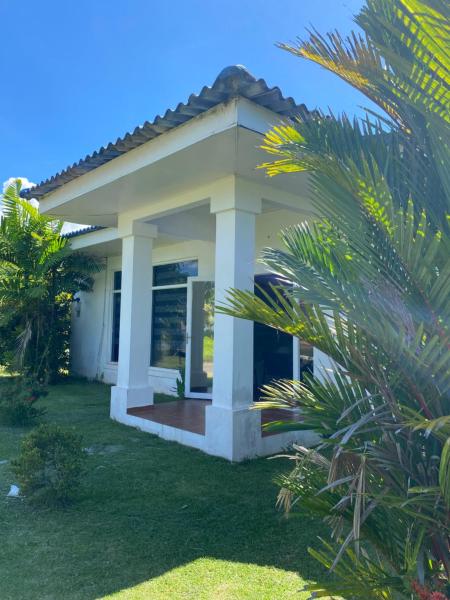 Villa Frente Al Mar Caribe Con Piscina - Panama