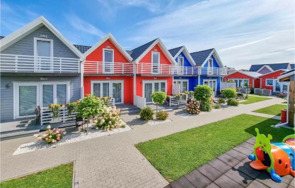 Lovely Home In Sarbinowo With Wifi - Sarbinowo