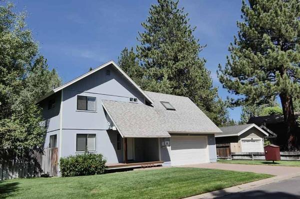 Spacious Family Home Near Bike Trail - Private Hot Tub, Wi-fi, Sleeping 8 -930rt~ - South Lake Tahoe, CA