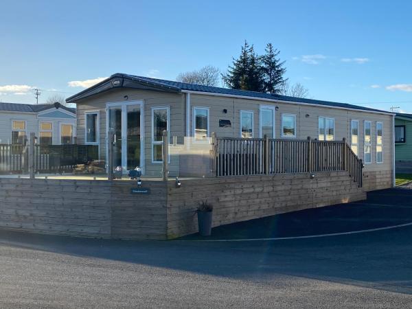Luxury Lake District Holiday Lodge-sleeps 4 - Dumfries and Galloway