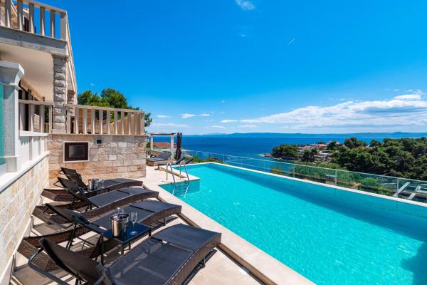 Villa Kadena - Luxury Seaside Villa With Private Heated Pool - Brela
