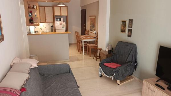 George's Apartment In ''Pedion Areos'' Area - Atenas