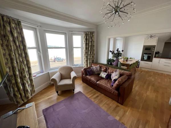 Fantastic 3 Bedroom Holiday Home - Millport
