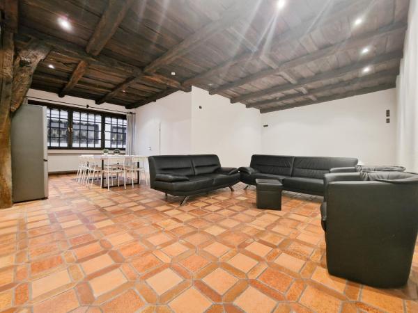 Tolstov House - 6 Room House With Terrace And Parking - 30 Min Messe Dus - Mönchengladbach