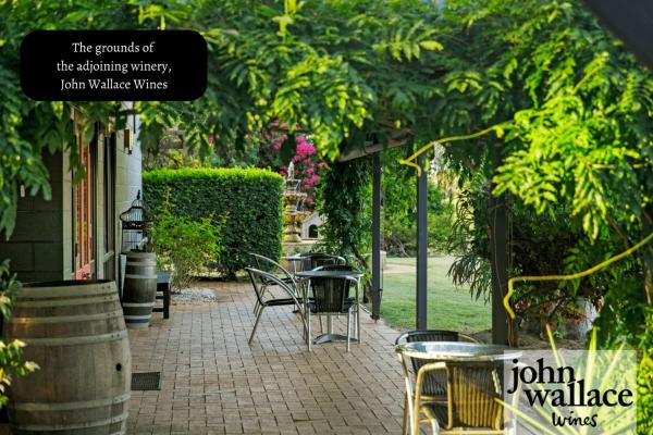 Palmers Lane Vineyard Estate - Cessnock