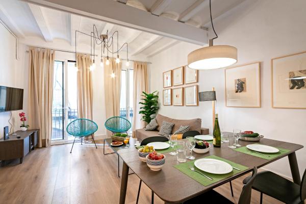 Habitat Apartments Born - 