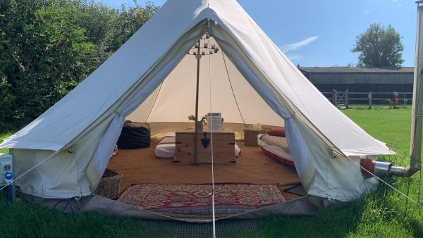 Home Farm Radnage Glamping Bell Tent 4, With Log Burner And Fire Pit - Buckinghamshire