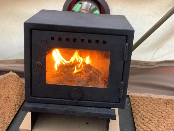 Home Farm Radnage Glamping Bell Tent 3, With Log Burner And Fire Pit - Buckinghamshire
