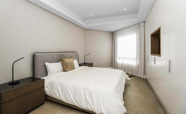 Apartment - Sleeps 4 - Parking - Pool - Alberton