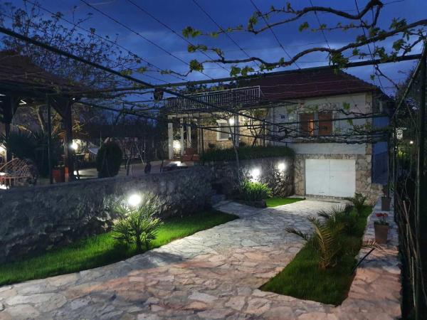 Green House Pejovic - Montenegro