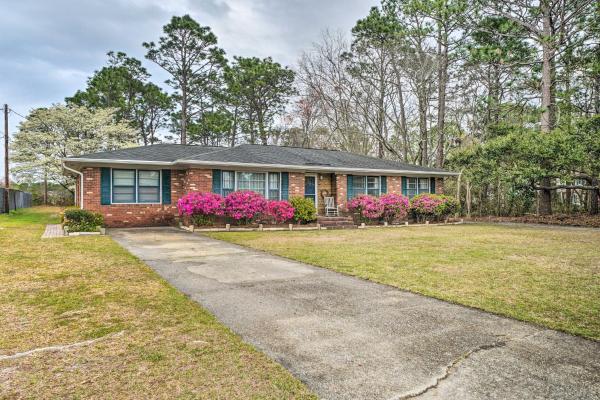 Cozy Wilmington Vacation Rental: 10 Mi To Beach! - Wilmington, NC