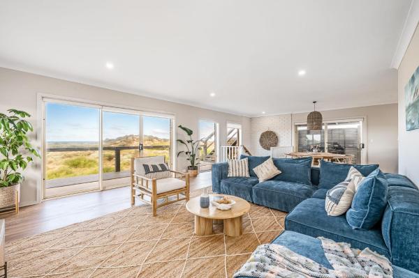 Surfers Reserve - Sophisticated Beachfront Sanctuary - Middleton