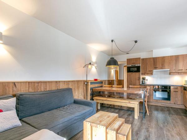 Appartement 4 Pièces Au Centre Du Village - Proche Pistes, Wi-fi, Parking, Balcon - Fr-1-437-24 - La Giettaz