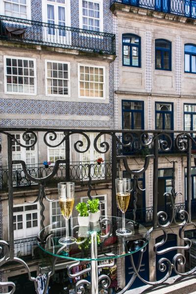 Cardosas Charming Apartment With Balconies - São Bento