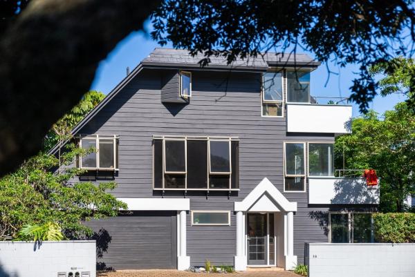 Downtown With Mt Drury Views - Mount Maunganui