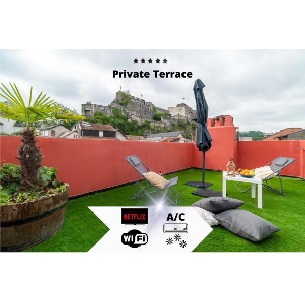 Air-conditioned Flat With Terrace - Private & Independent - Lourdes - Adé