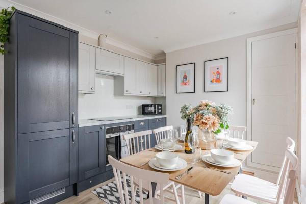 Family & Pet Friendly, Stylish & Spacious Beach House - Great Yarmouth