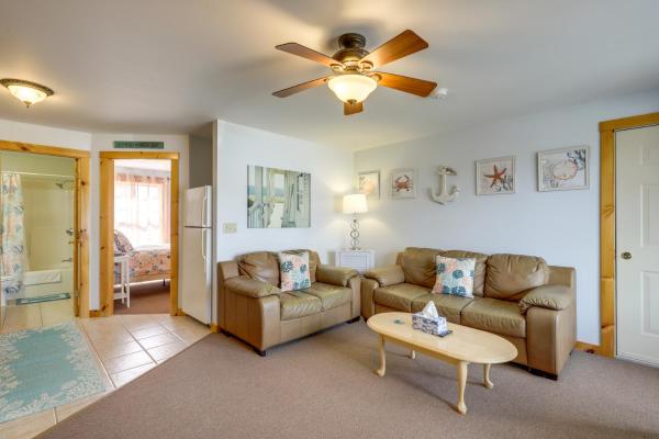 Wells Vacation Rental About 1 Mi To Beach Access! - Wells, ME