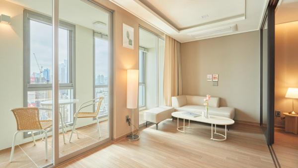 Elbon The Stay -