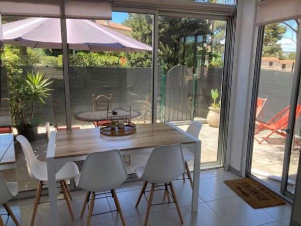 Joli Appartement Climatisé Proche Plage Et Port - Sanary-sur-Mer