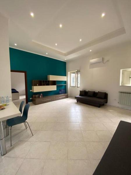 Holiday House Duomo 202 - Naples